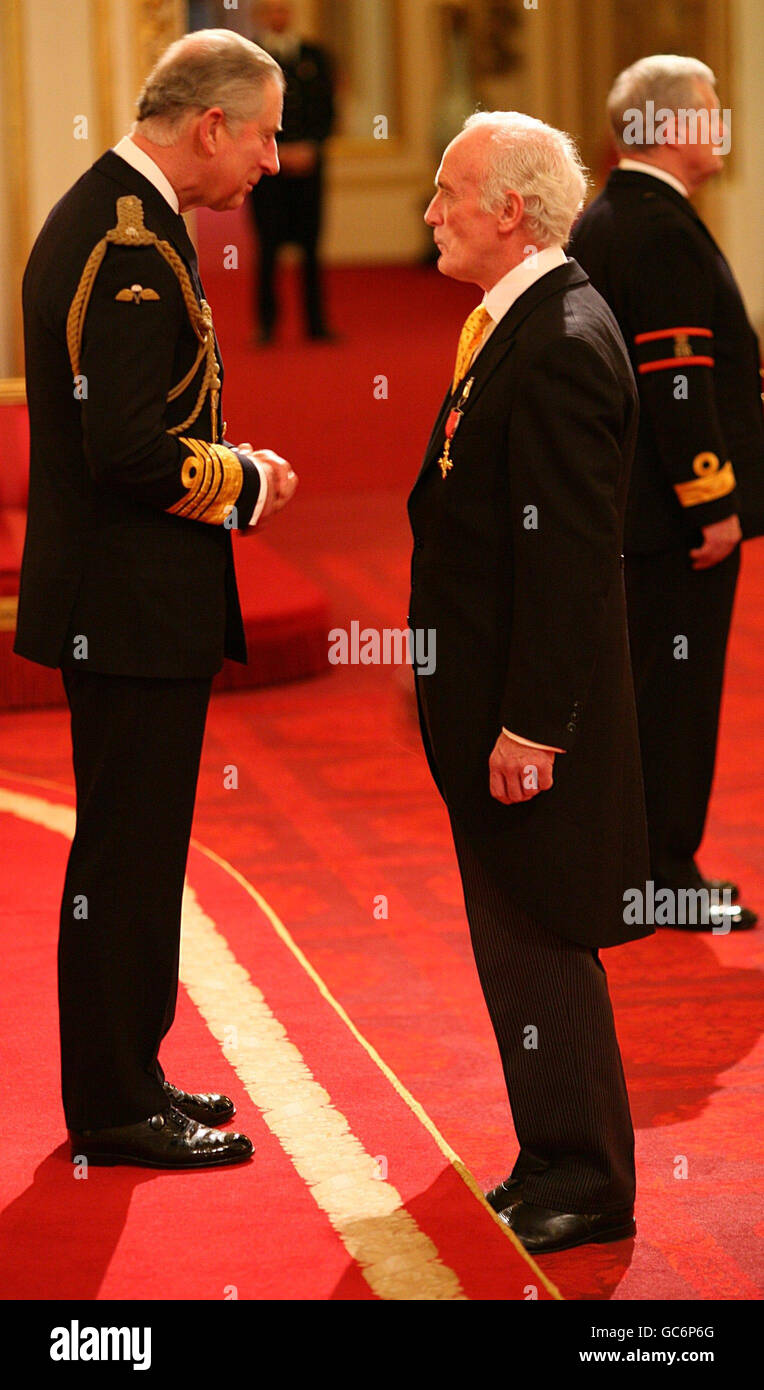 Receives obe prince wales investiture ceremony buckingham palace hi-res ...