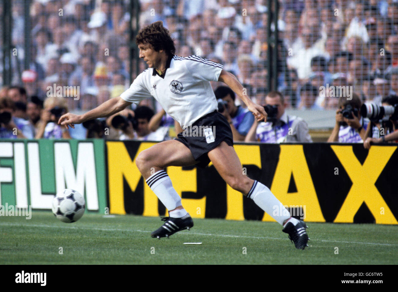 Soccer world cup spain 82 hi-res stock photography and images - Alamy
