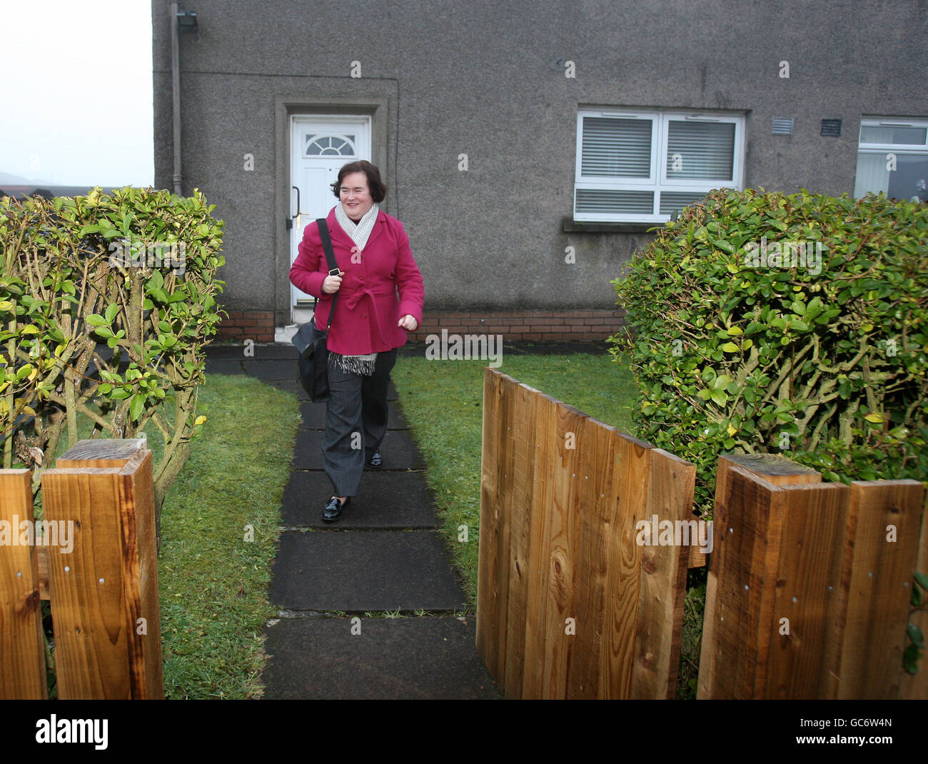 Singer Susan Boyle leaves her house in Blackburn, Scotland, in a ...