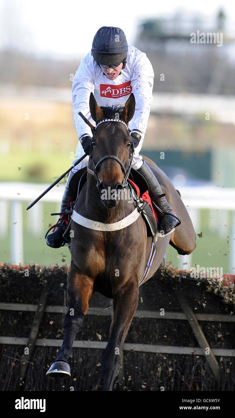 Hennessy gold cup day at newbury racecourse hi-res stock photography ...