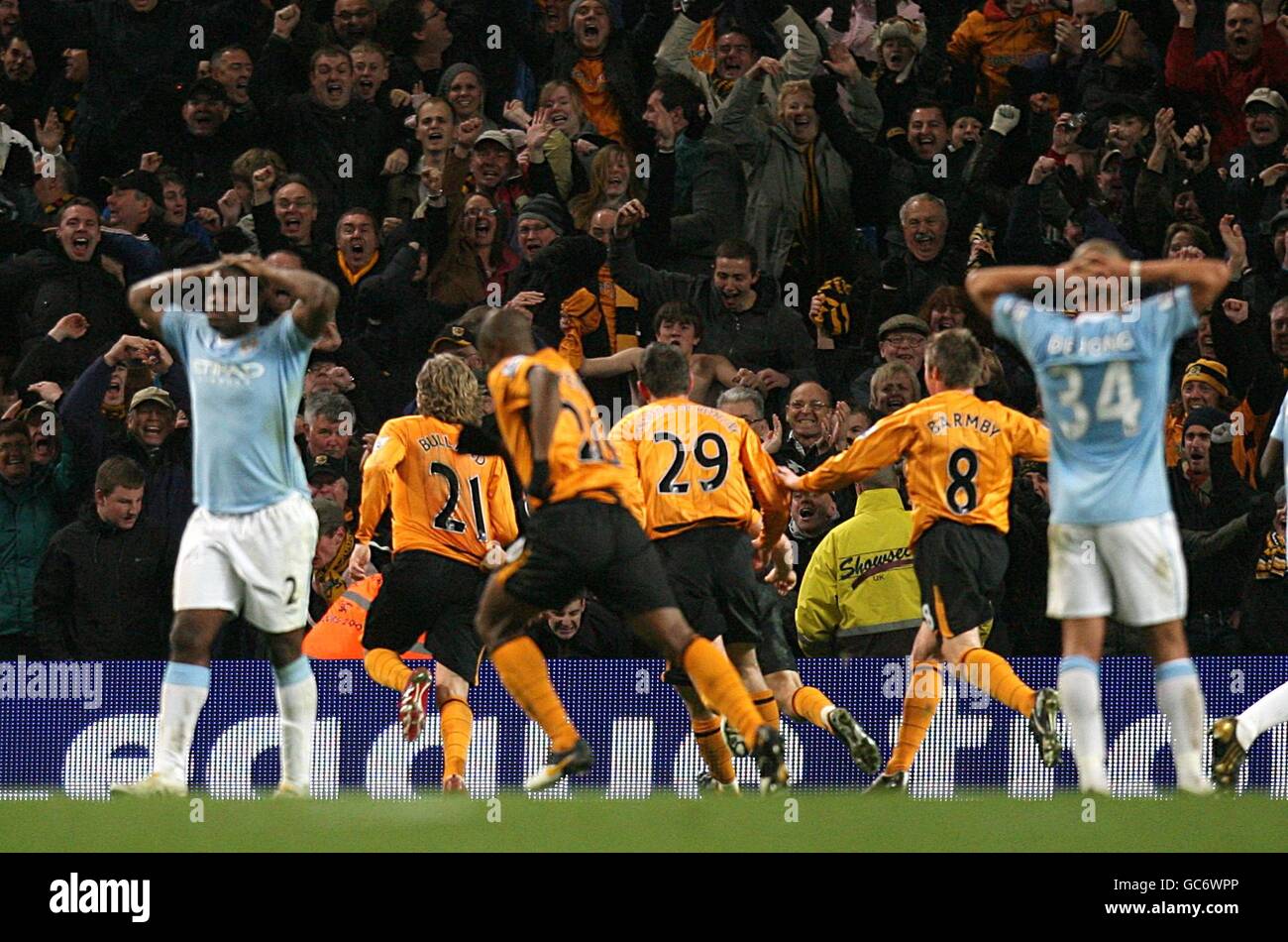 Jimmy bullard celebration hull hi-res stock photography and images - Alamy