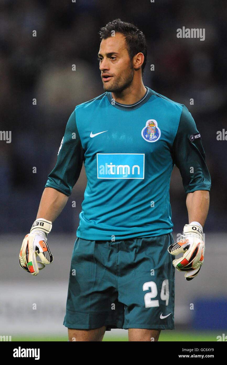 Fc porto goalkeeper beto hi-res stock photography and images - Alamy
