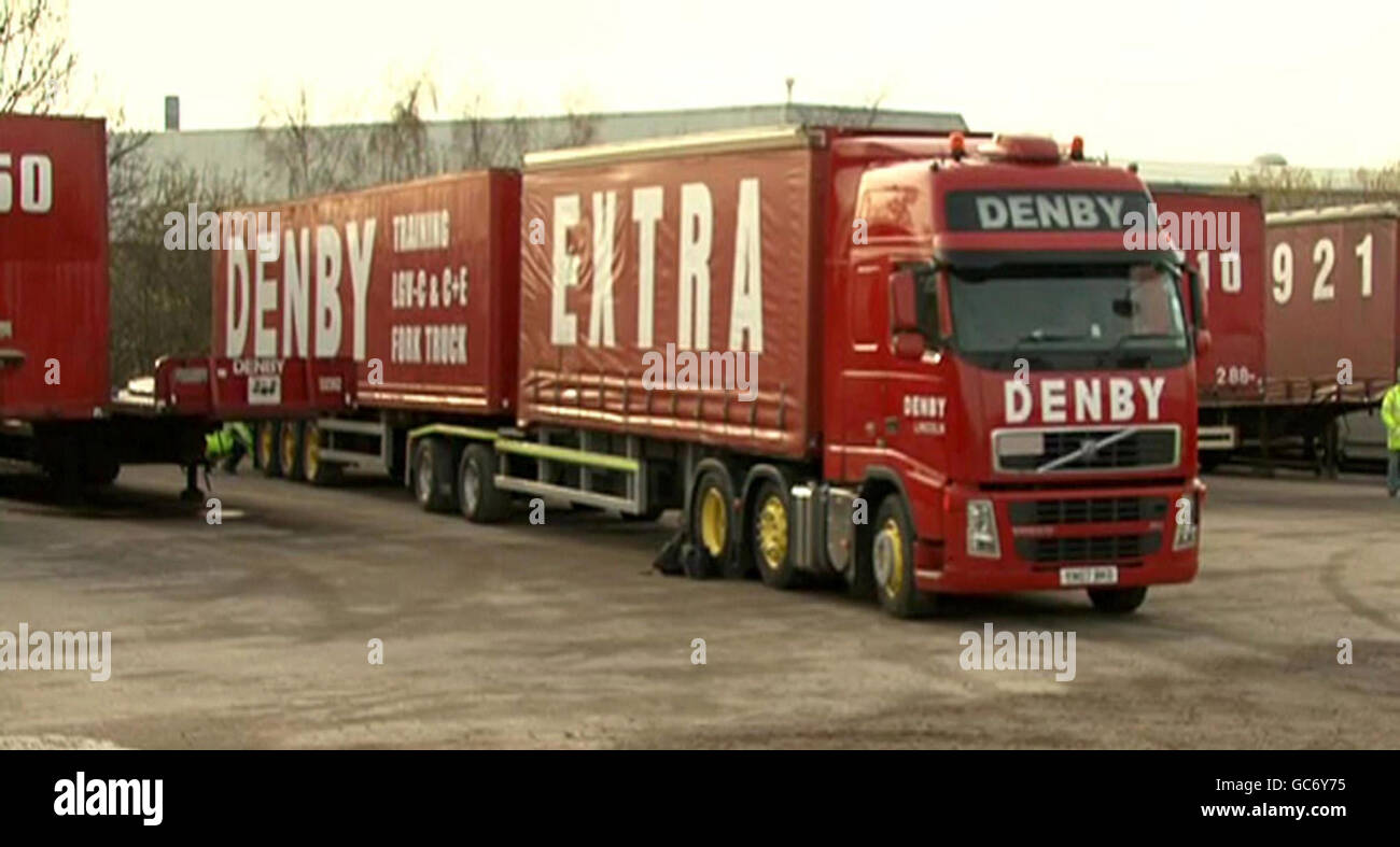 Illegal Super Lorry takes to the roads Stock Photo - Alamy