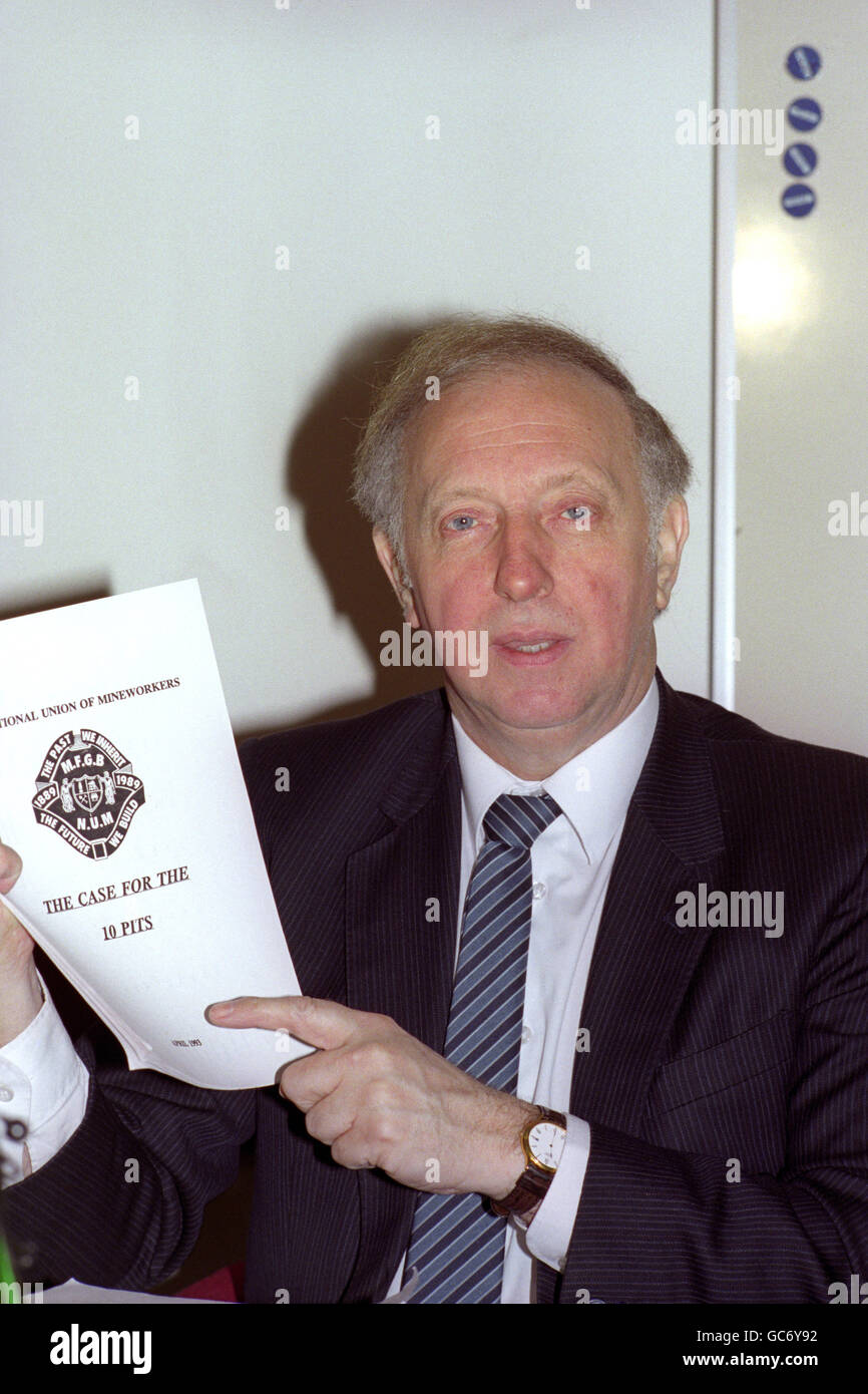 ARTHUR SCARGILL - CASE 4 10 PITS Stock Photo - Alamy