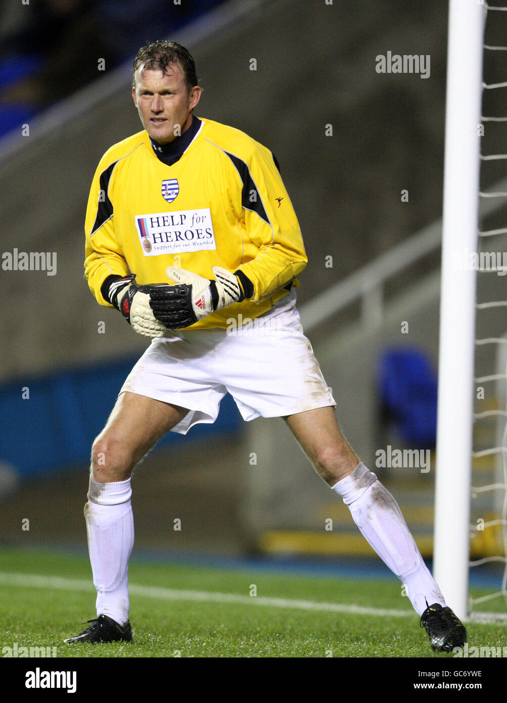 Dave beasant england hi-res stock photography and images - Alamy