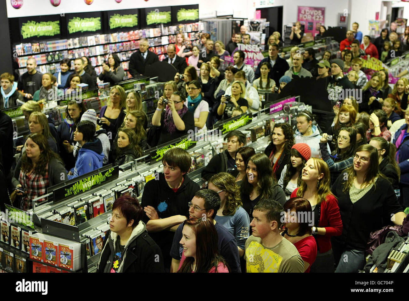 The crowd as snow patrol hi-res stock photography and images - Alamy