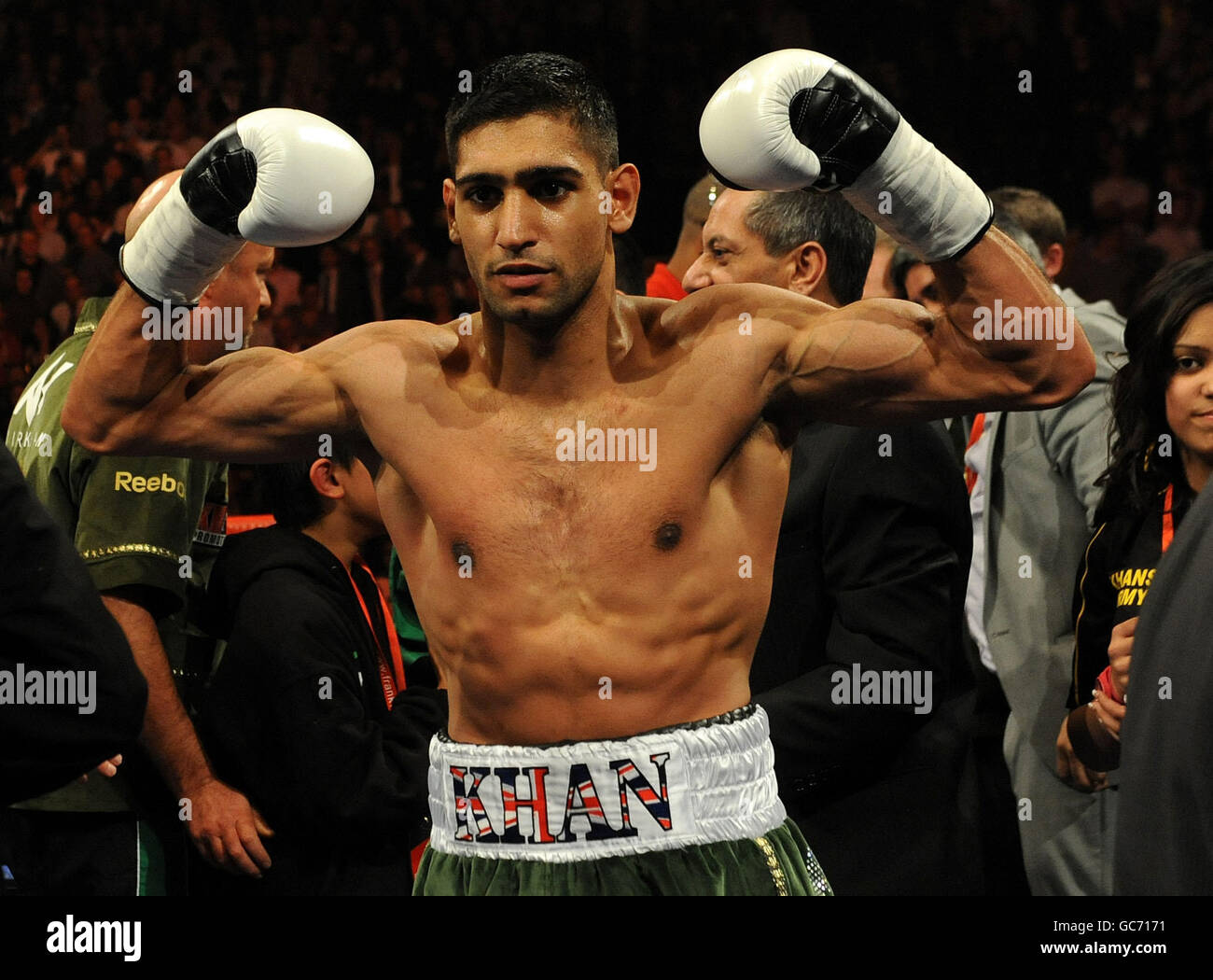 Boxing - WBA Light-Welterweight Title - Amir Khan v Dmitriy Salita ...