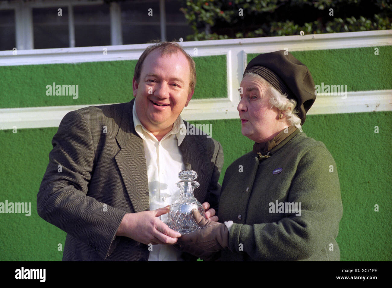 Mark williams and wife hi-res stock photography and images - Alamy