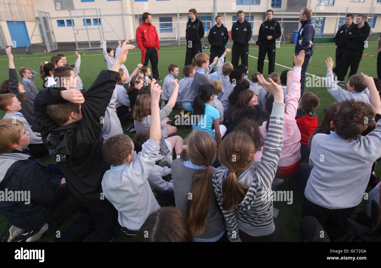 Rugby Union - Scottish Rugby Union Coaching Session - Merrylee School ...