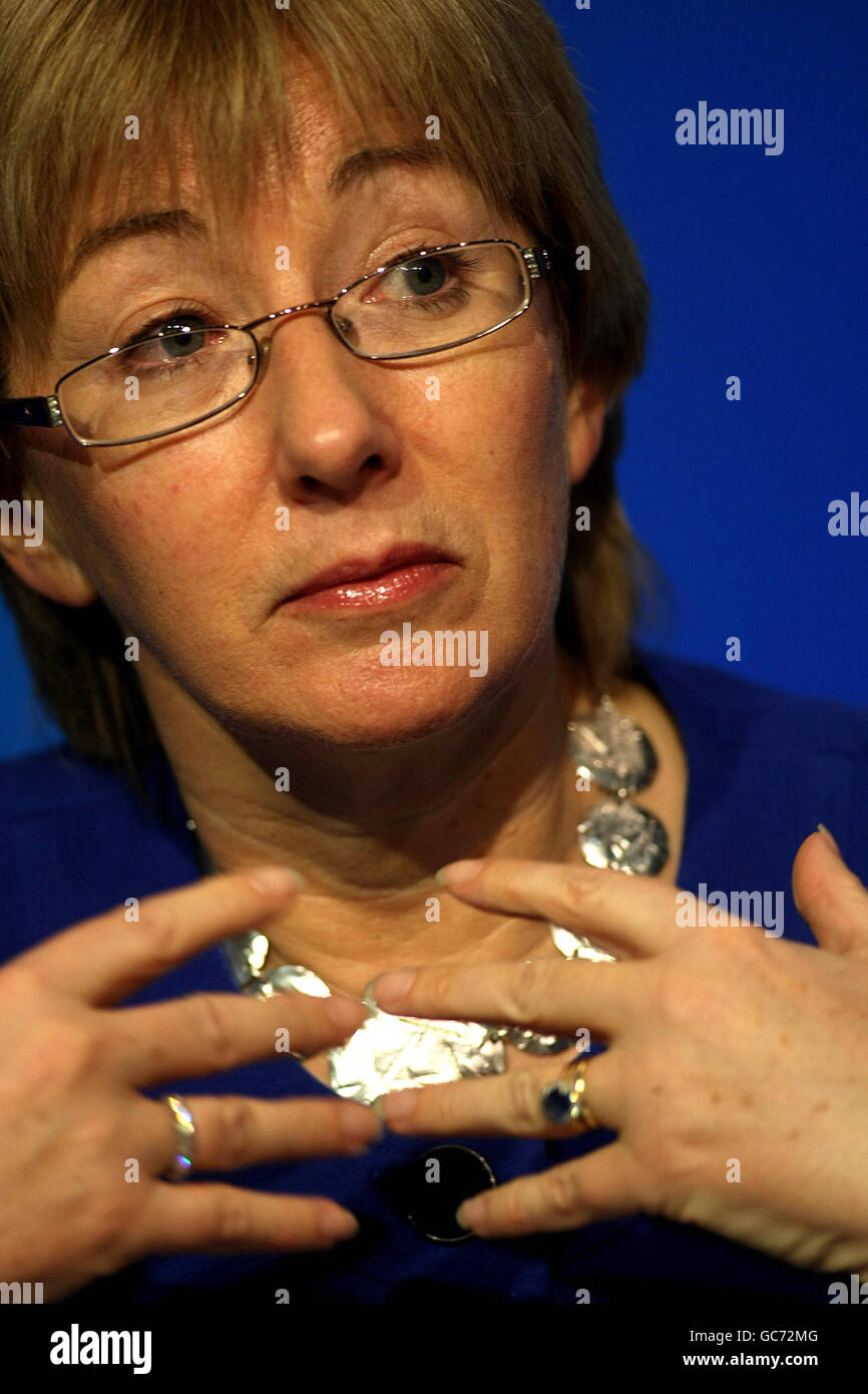Mary hanafin hi-res stock photography and images - Alamy