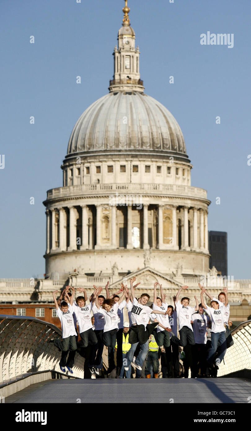 The star of billy elliot hi-res stock photography and images - Alamy