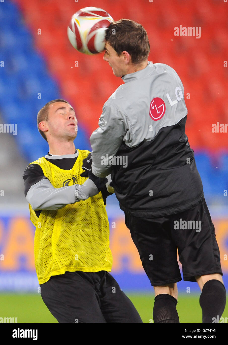 Fulham's Joe Anderson and Zoltan Gera during training Stock Photo - Alamy