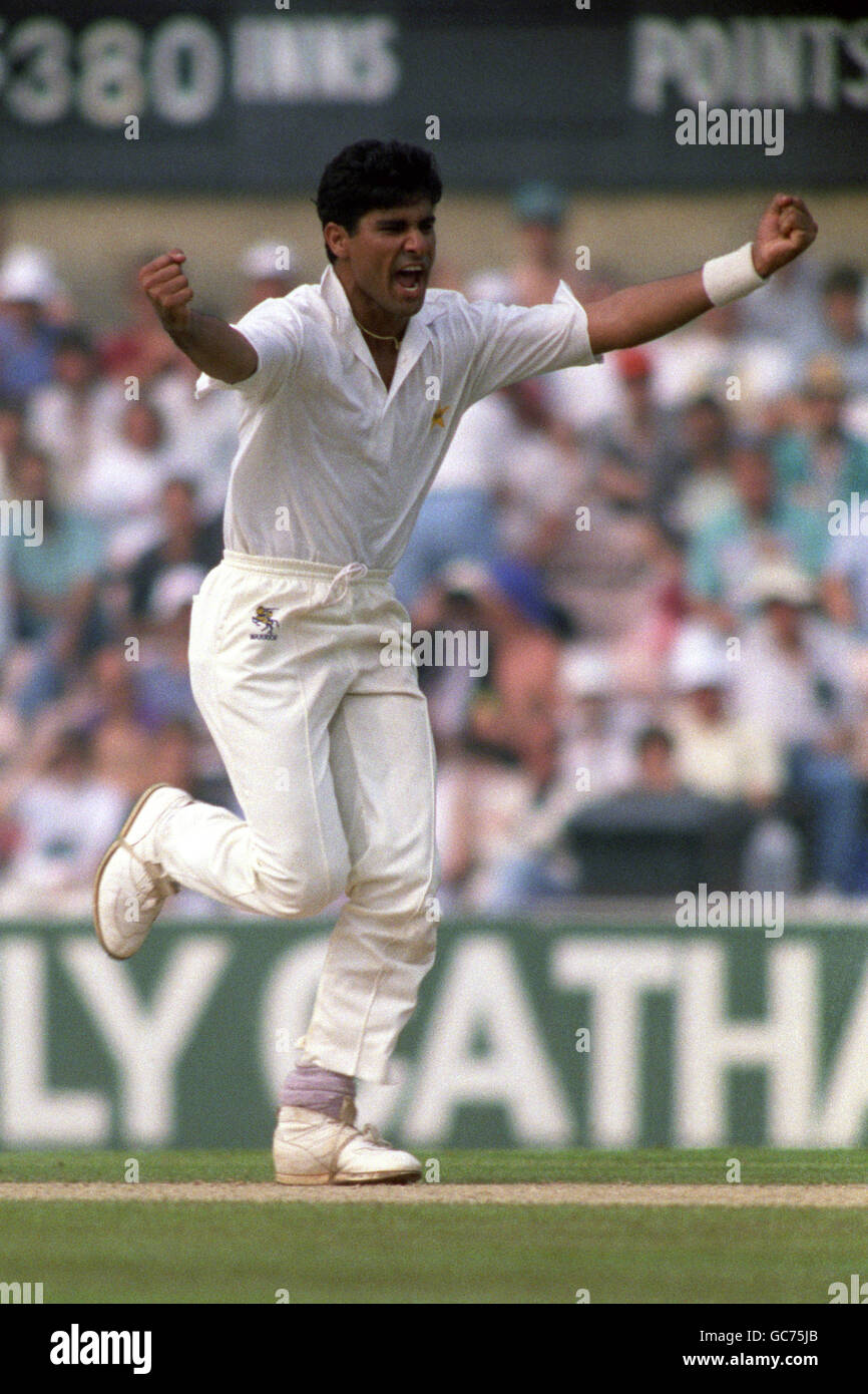 Waqar Younis Wallpapers