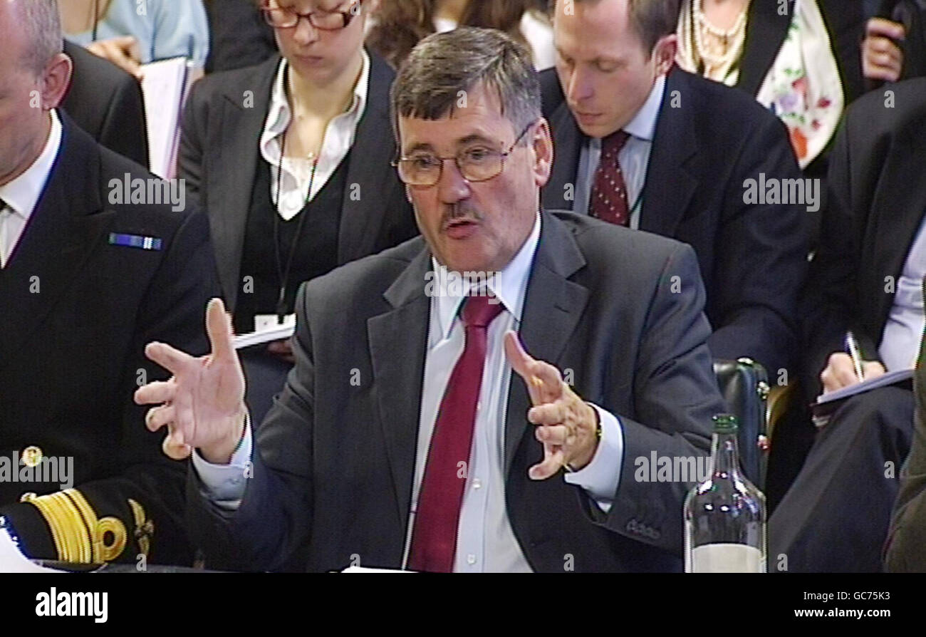 Defence secretary bob ainsworth speaks house commons hi-res stock ...