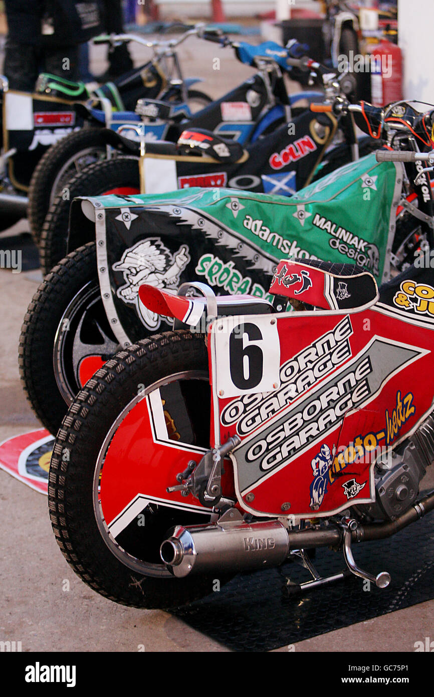 2009 elite league riders championship hi-res stock photography and ...