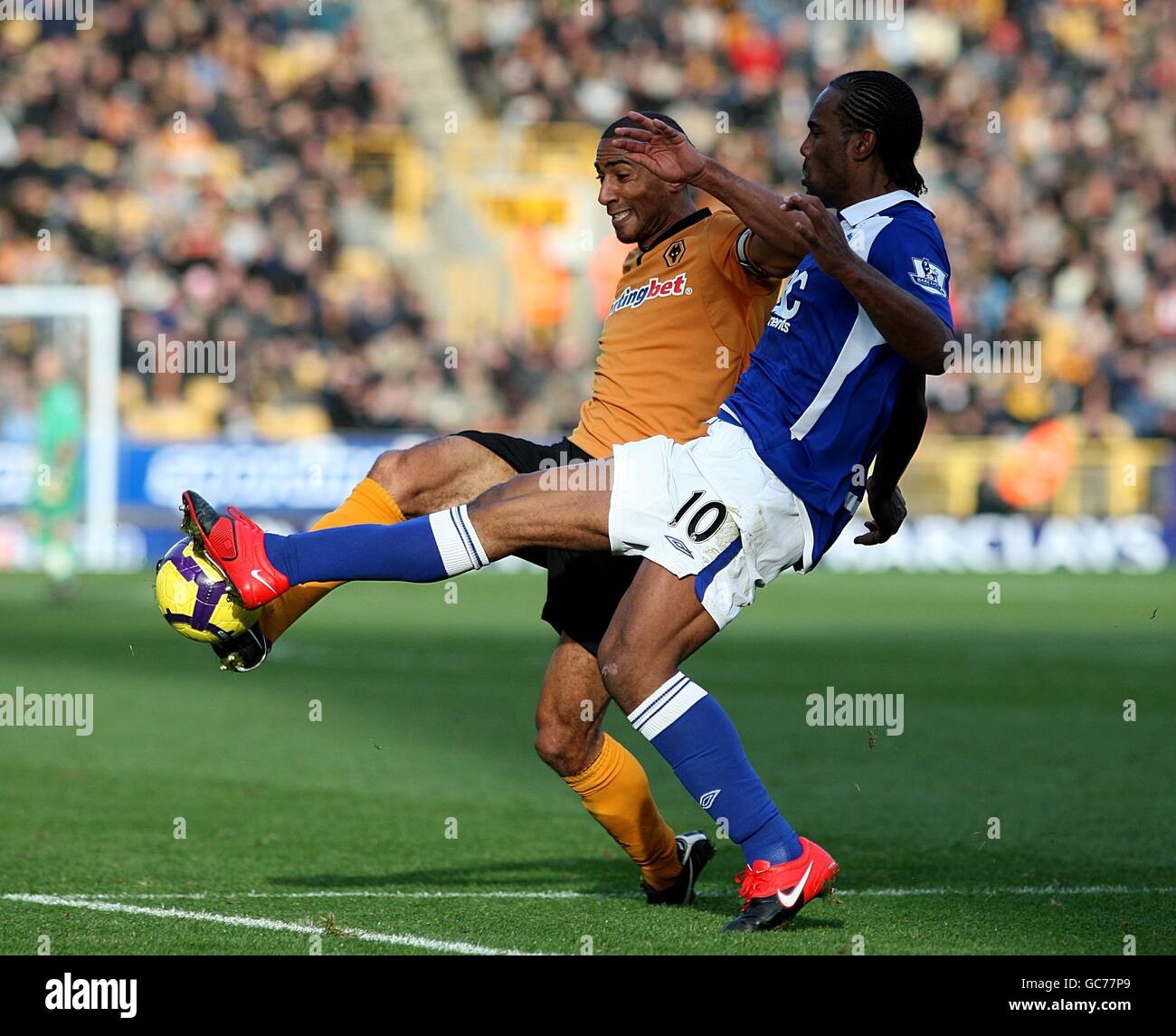 Wolverhampton Wanderers's Karl Henry (left) and Birmingham City's ...