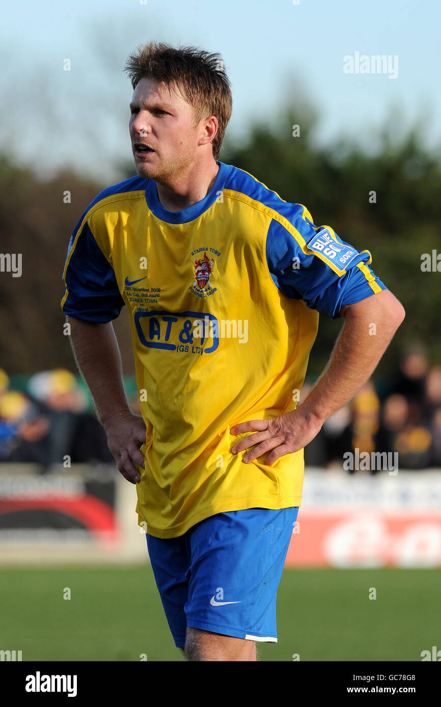 Staines town hi-res stock photography and images - Alamy