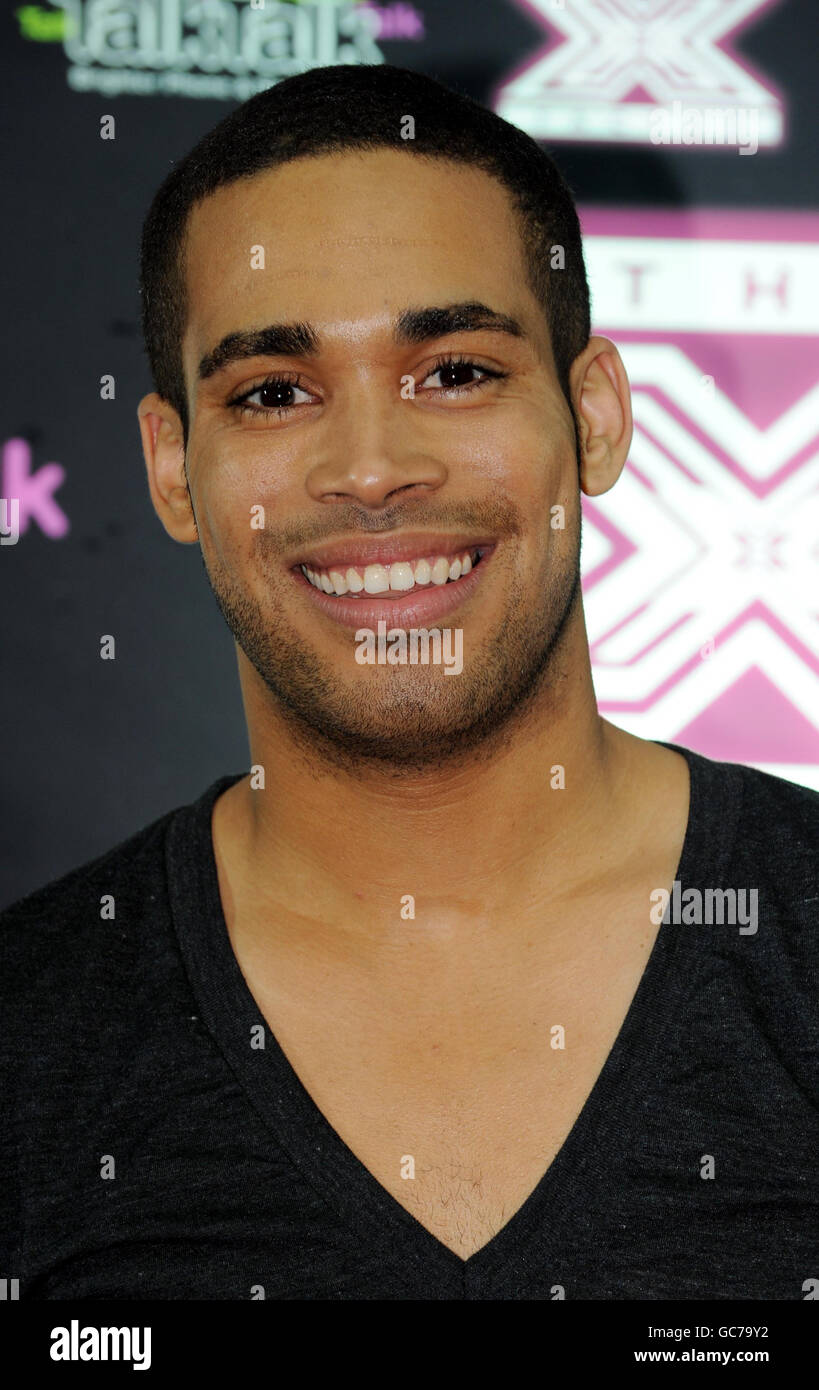 X factor finalist danyl johnson secret gig hi-res stock photography and ...