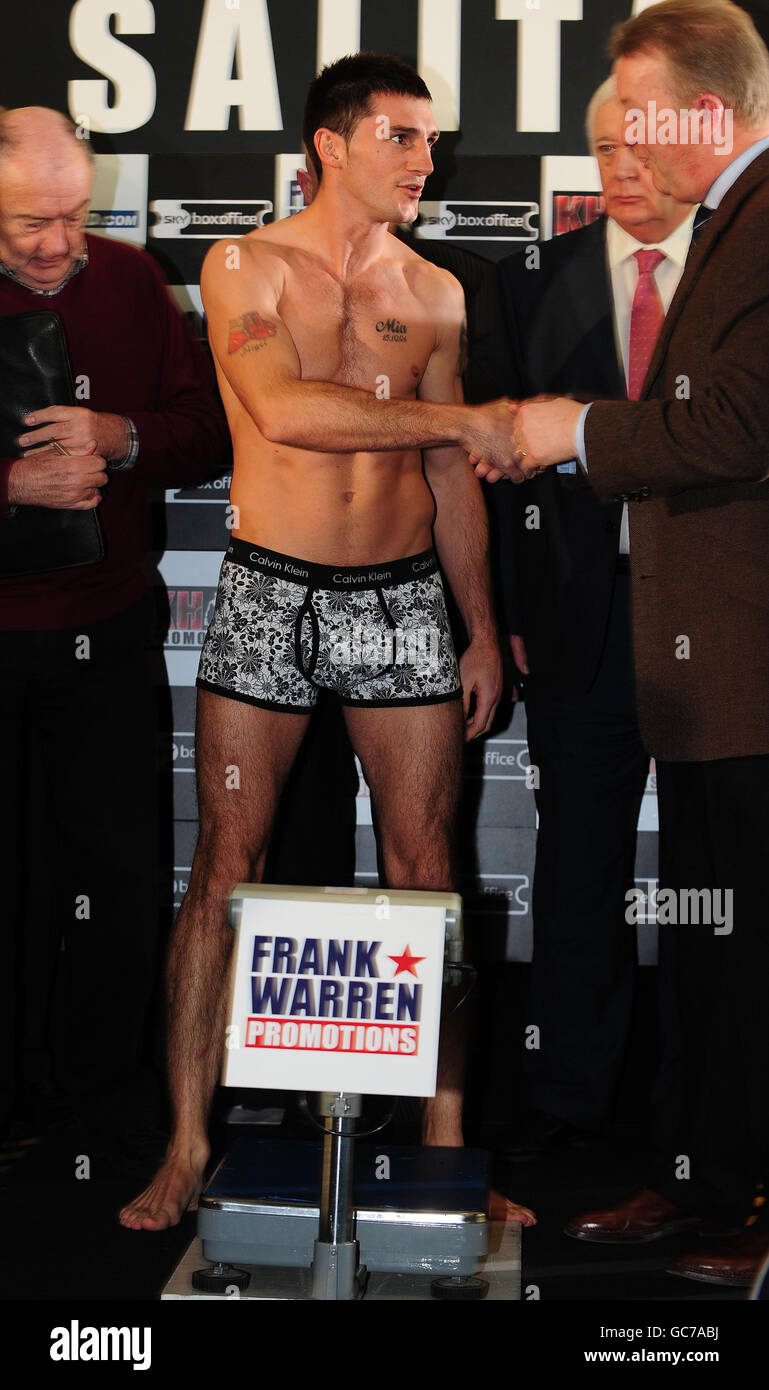 Light boxer machine hi-res stock photography and images - Alamy