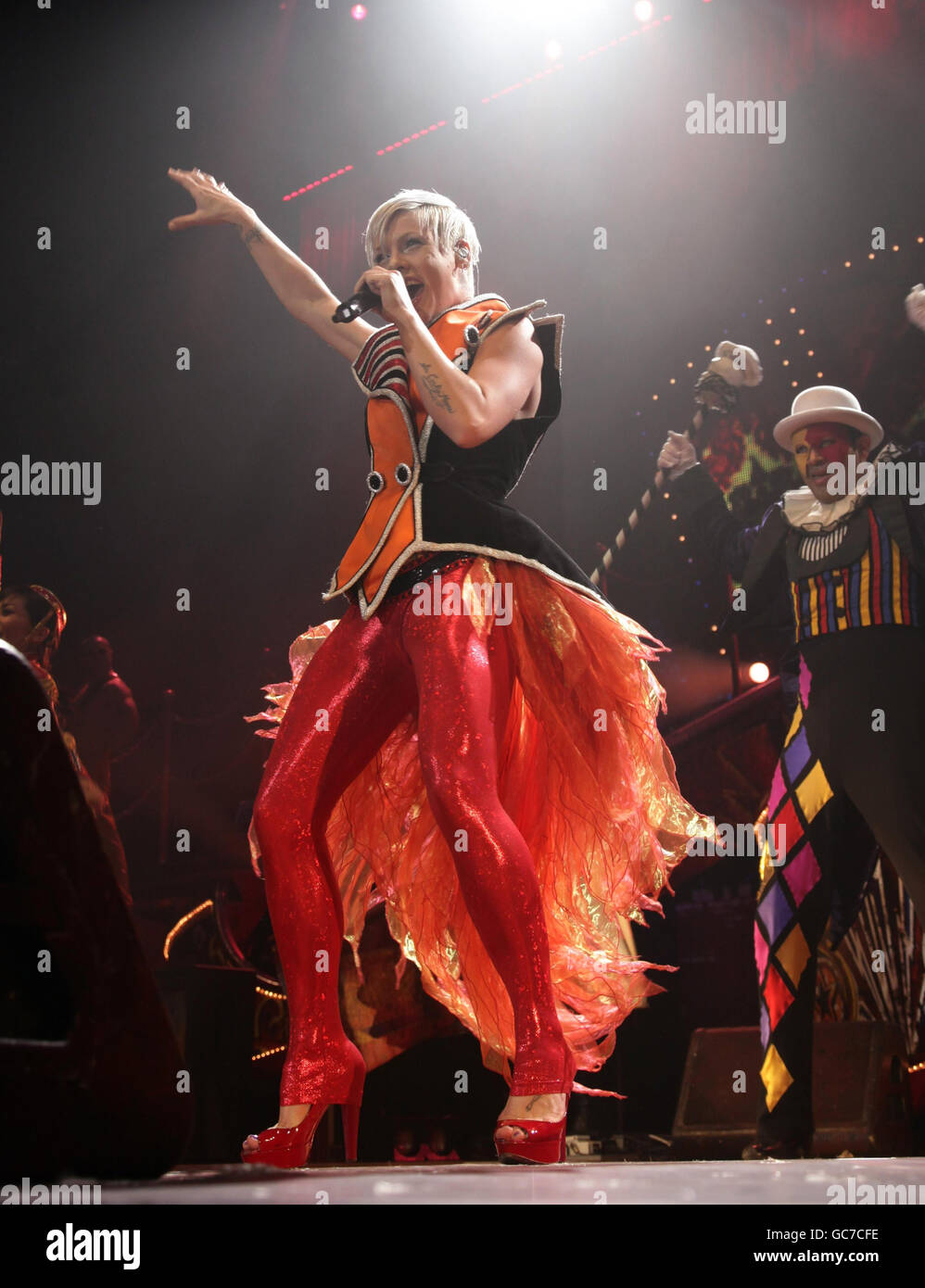 Pink pictured performing at the o2 arena hi-res stock photography and ...