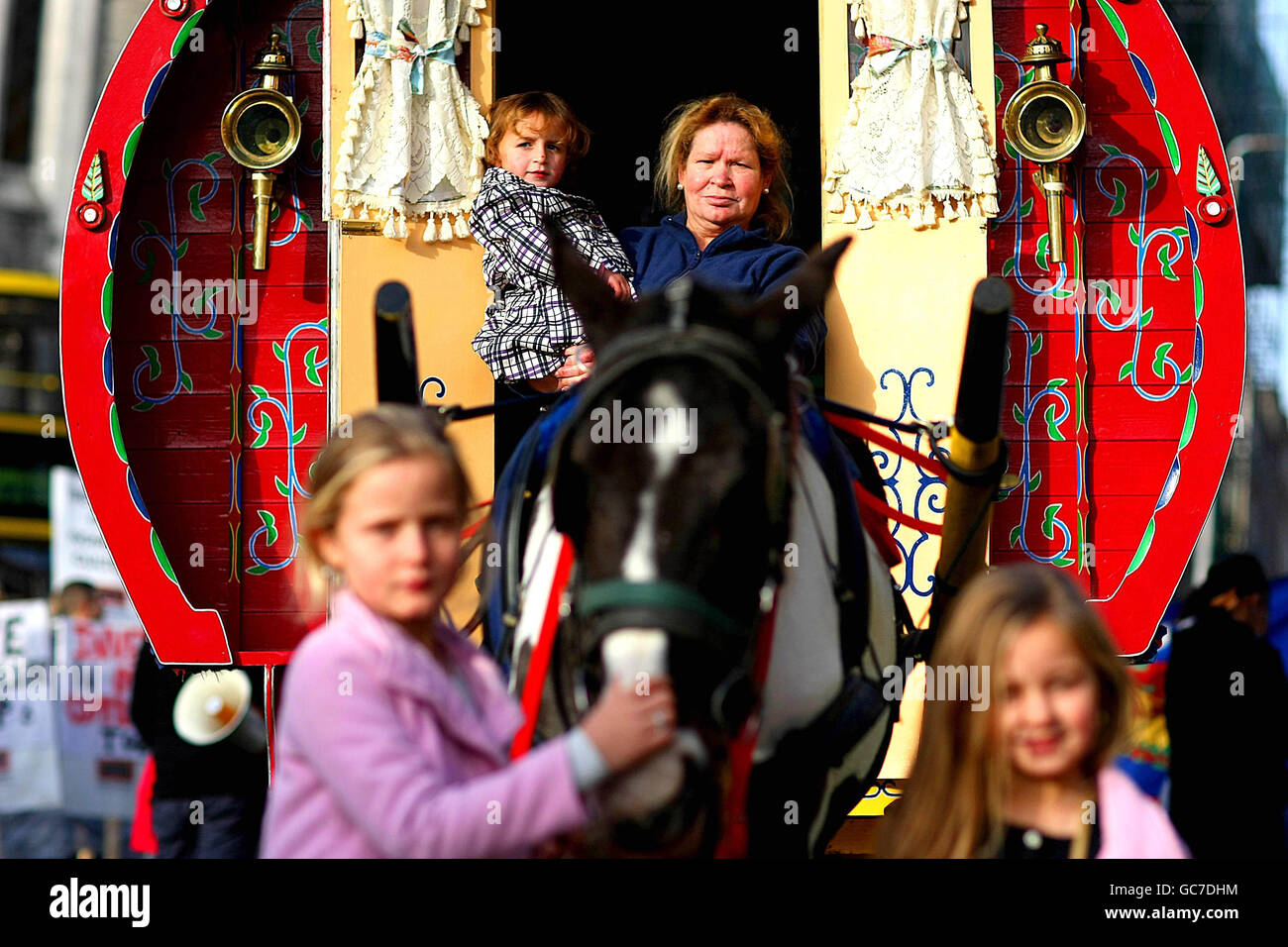 Irish Traveller Movement protest march Stock Photo - Alamy