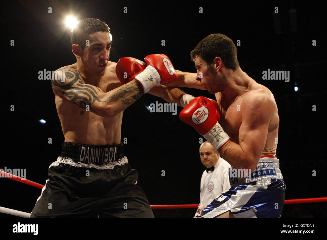 Boxing - British Middleweight Title - Darren Barker v Danny Butler ...