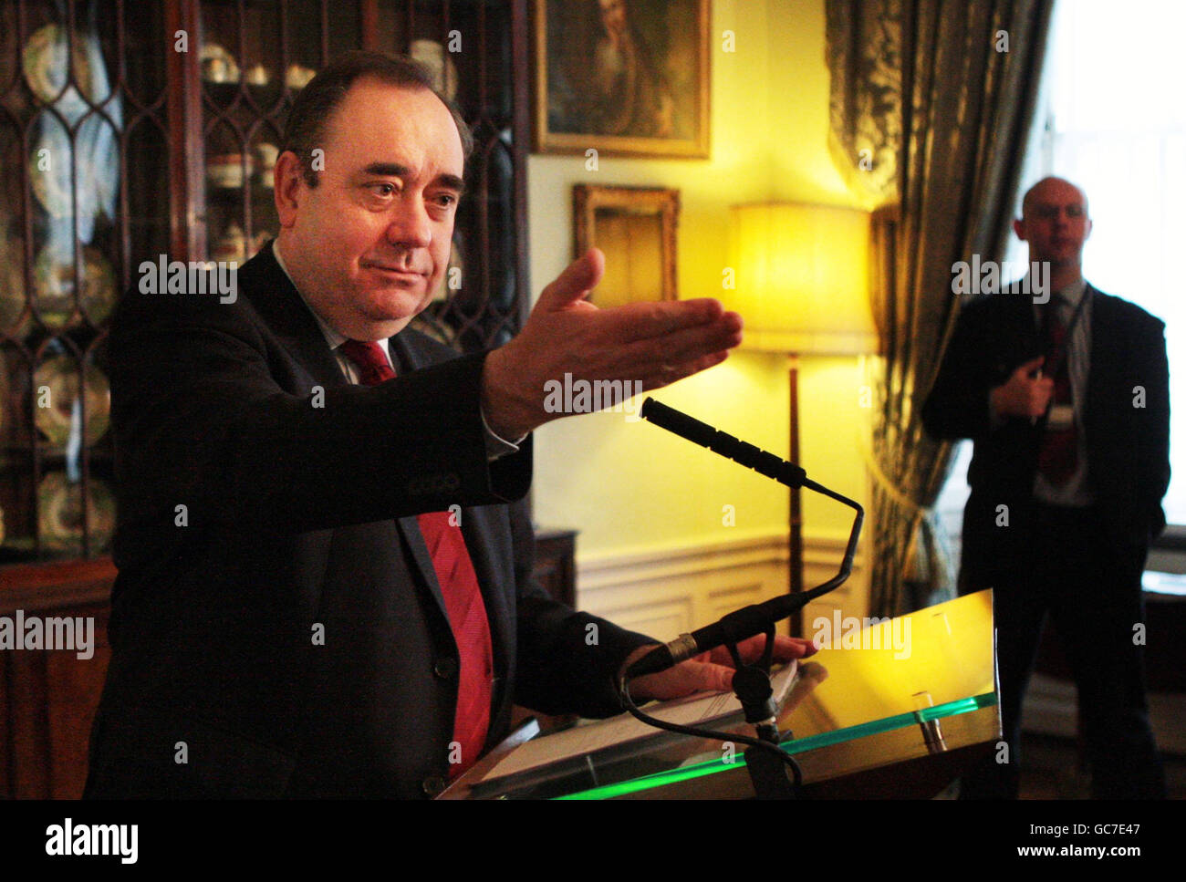 First Minister Alex Salmond hosts an end-of-session news conference at ...
