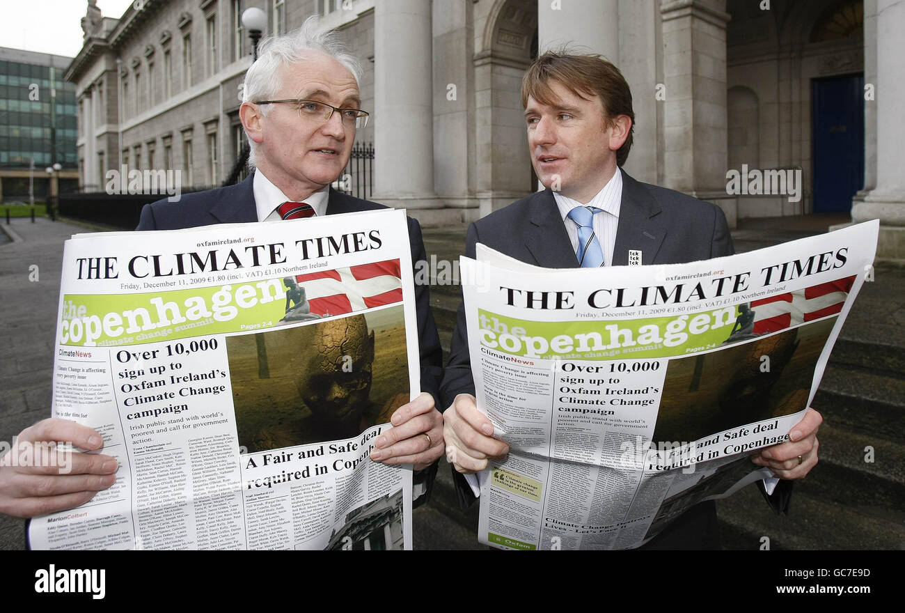 Environment Minister John Gormley (left) and Oxfam Chief Executive Jim ...