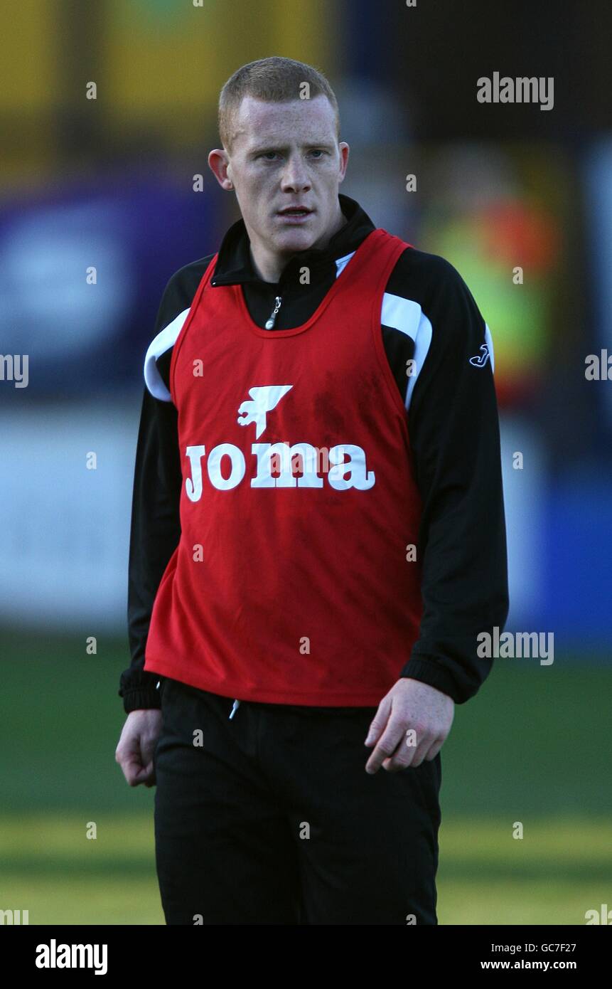 Charlton Athletic's Nick Bailey during pre-match training Stock Photo ...