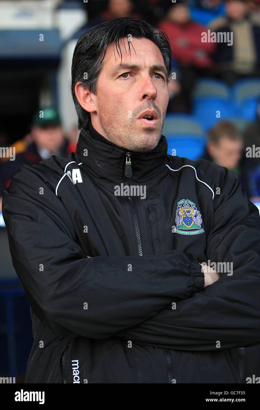 Soccer - Coca-Cola Football League One - Stockport County v Charlton ...