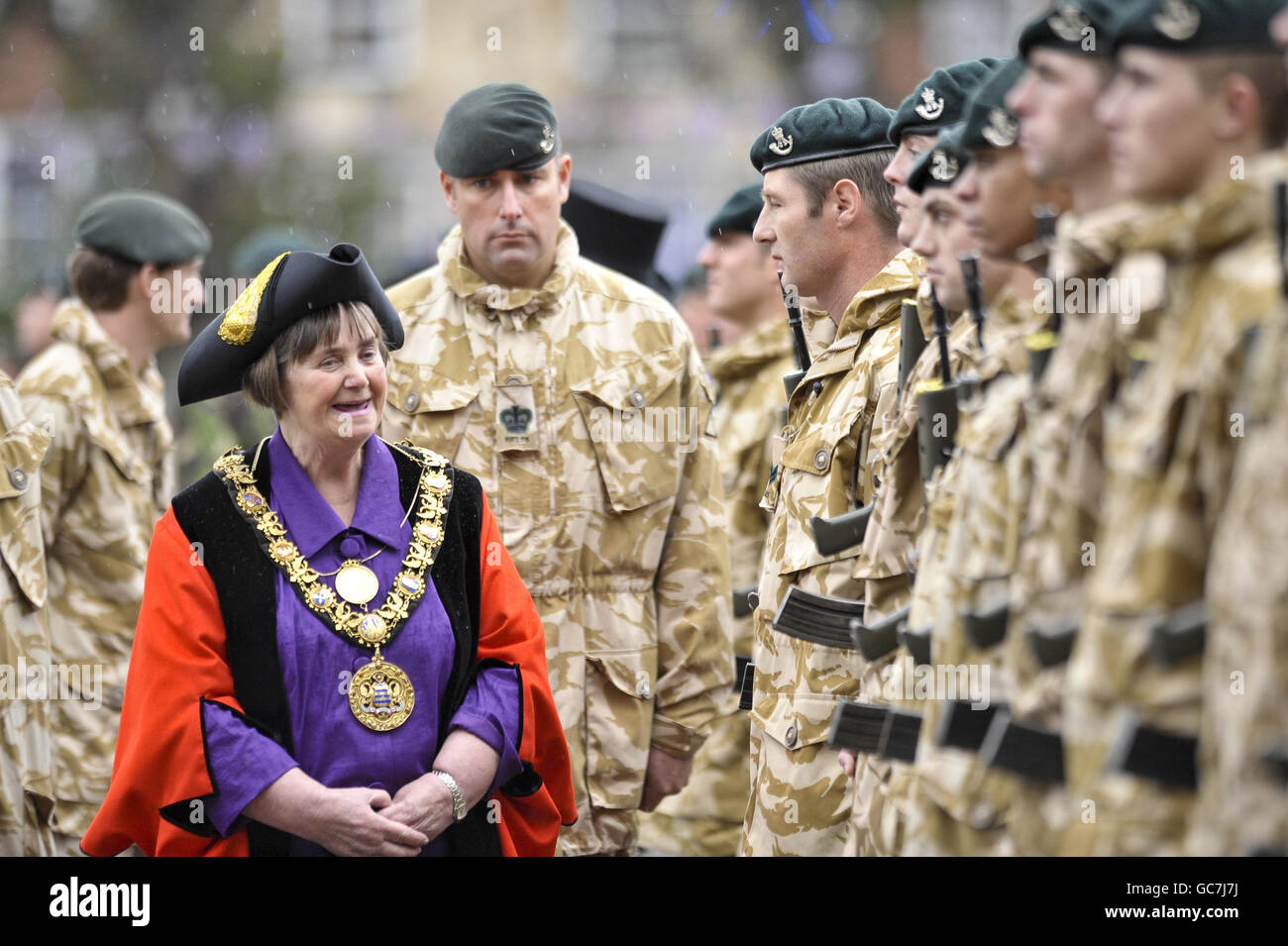 Soldiers from 4th Battalion The Rifles (4 Rifles) are inspected by the ...