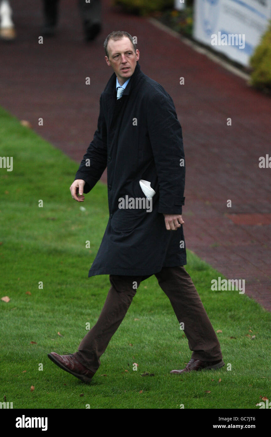 David pipe trainer hi-res stock photography and images - Alamy