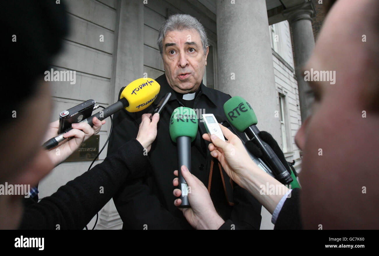 Archbishop Giuseppe Leanza Stock Photo - Alamy