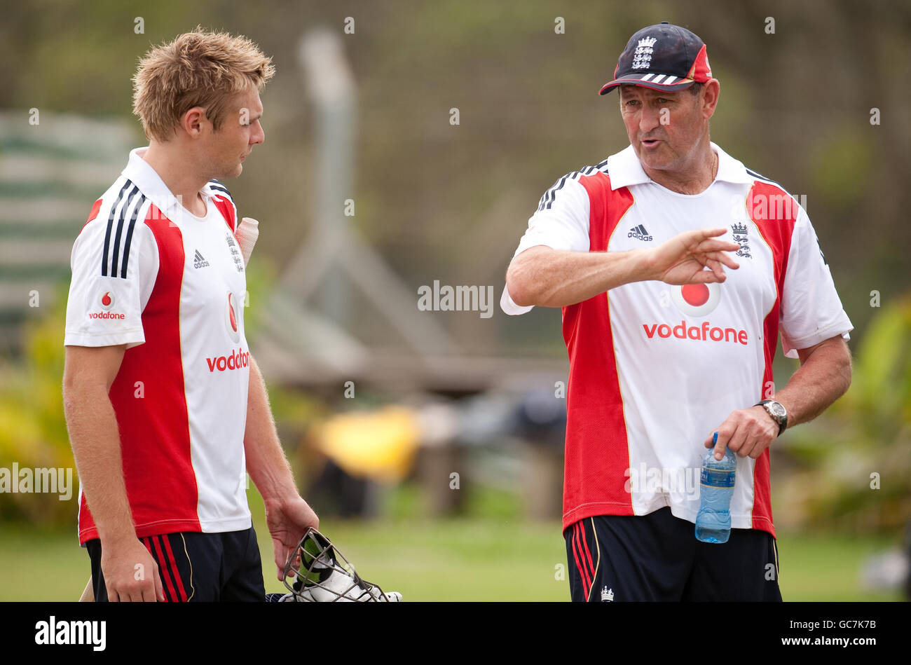 Graham gooch cricketer hi-res stock photography and images - Alamy