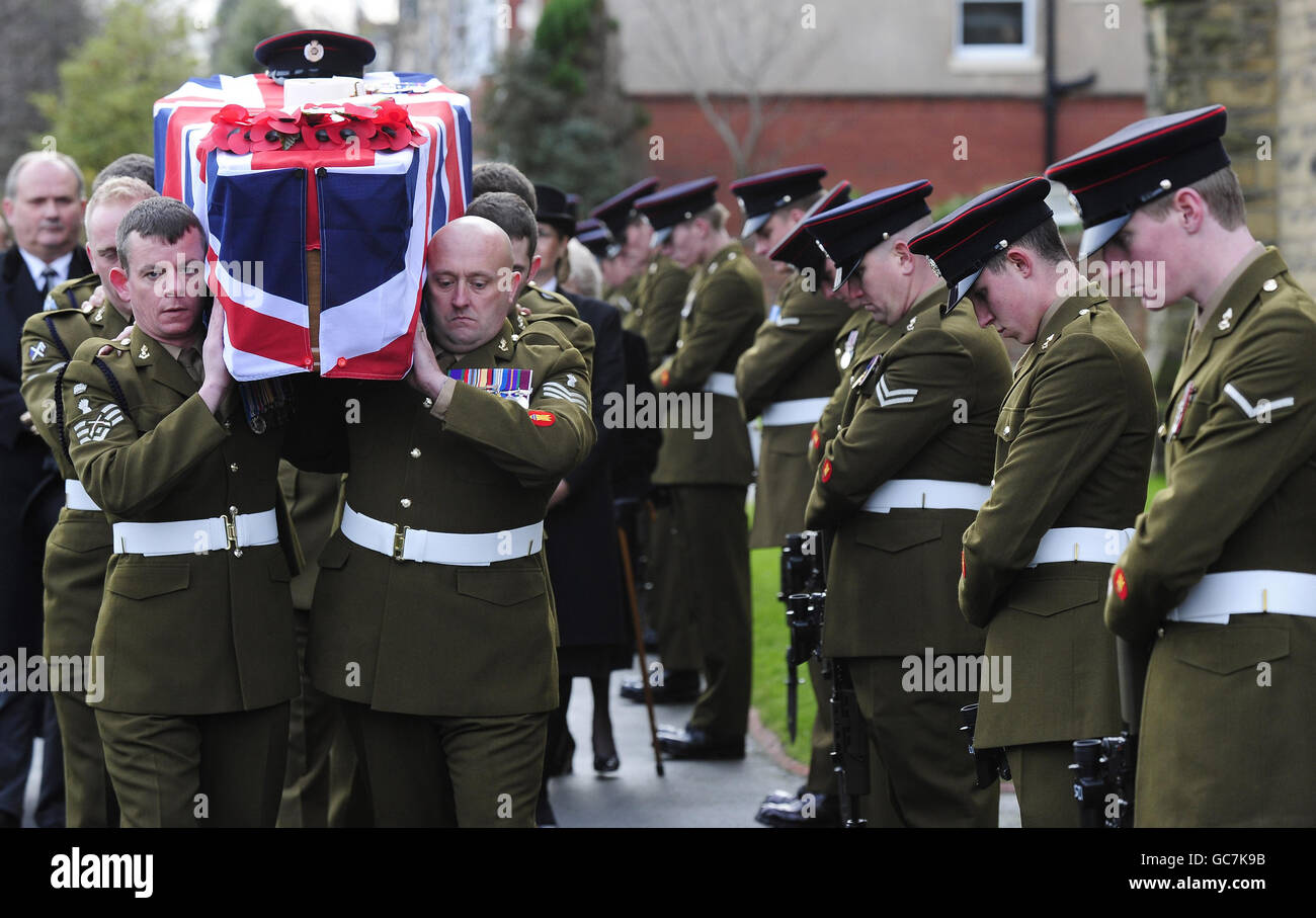 Corporal Loren Marlton-Thomas funeral Stock Photo - Alamy