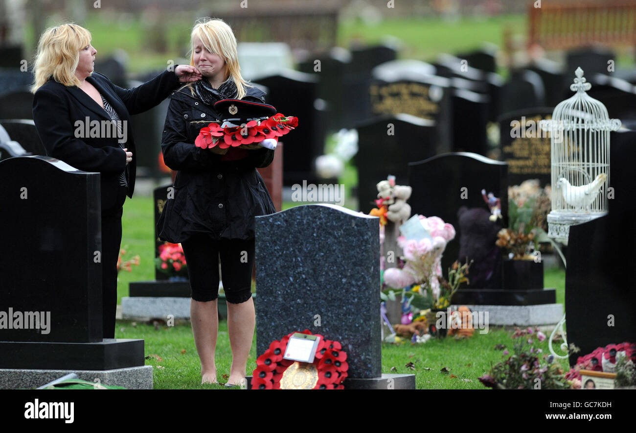 Corporal Loren Marlton-Thomas funeral Stock Photo - Alamy