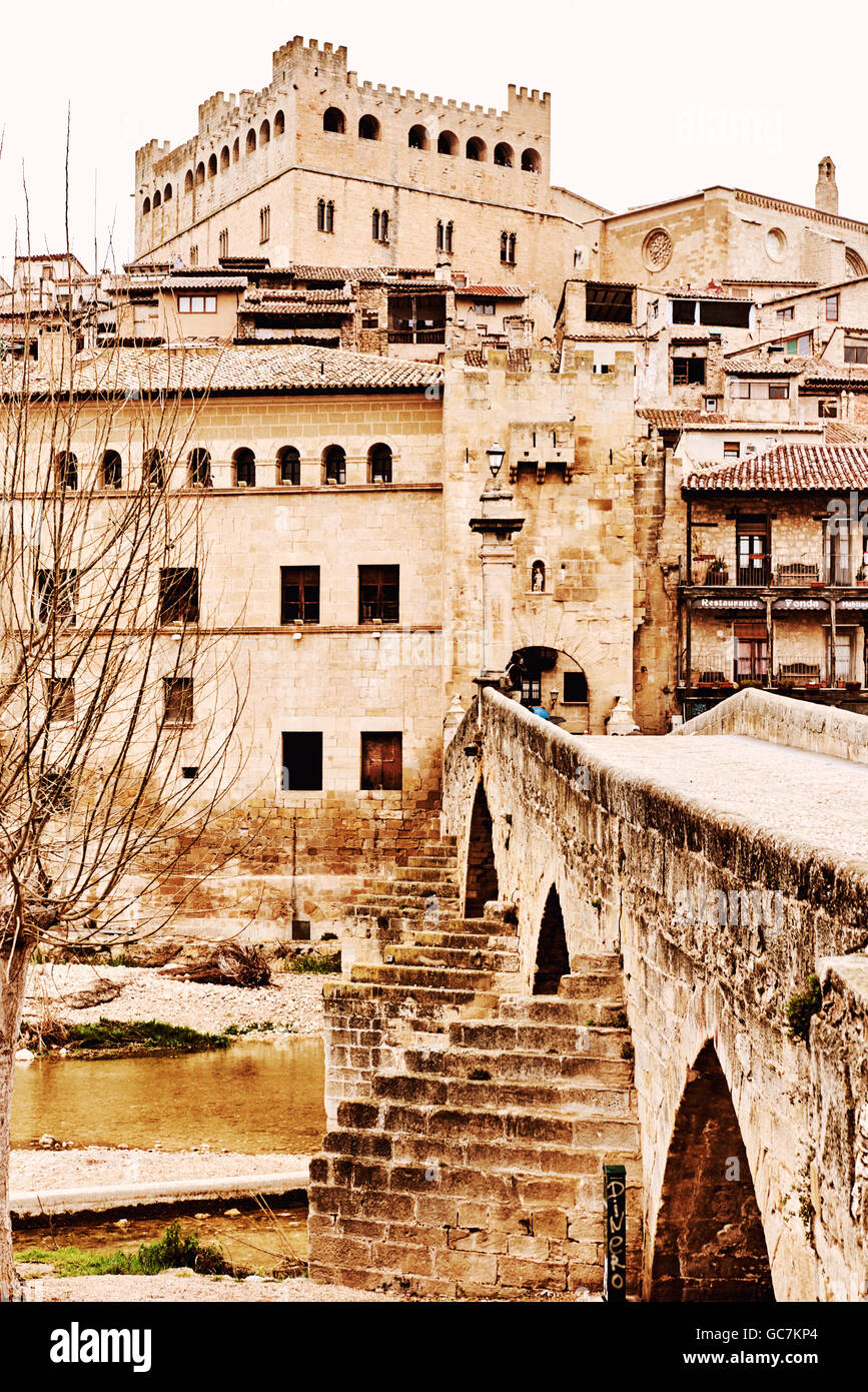 Spain matarranya valderrobres hi-res stock photography and images - Alamy