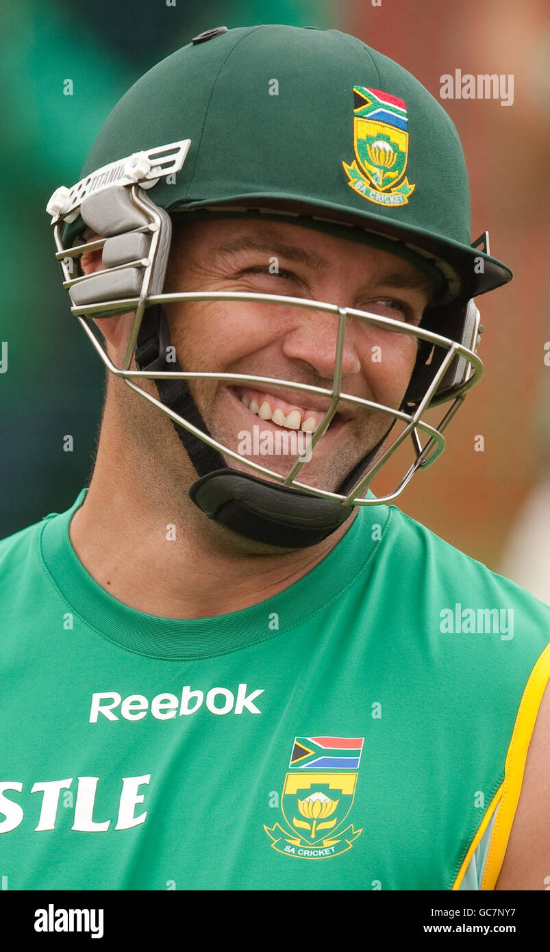 South Africa's Jacques Kallis during a net session at Centurion Park ...