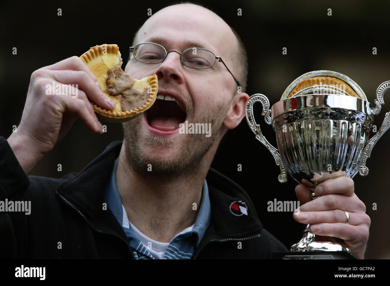 World pie eating championships hi-res stock photography and images - Alamy