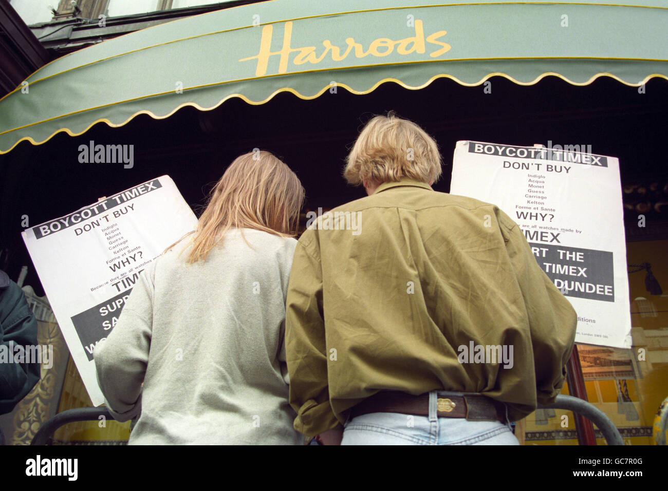 Timex factory dundee hi-res stock photography and images - Alamy