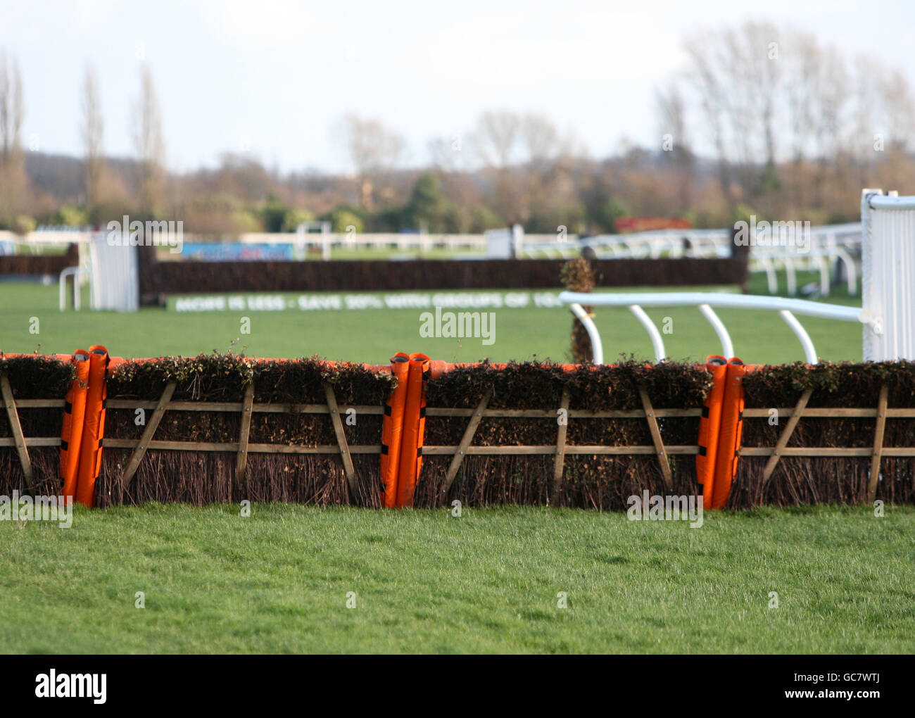 Newbury racecourse general view hi-res stock photography and images - Alamy