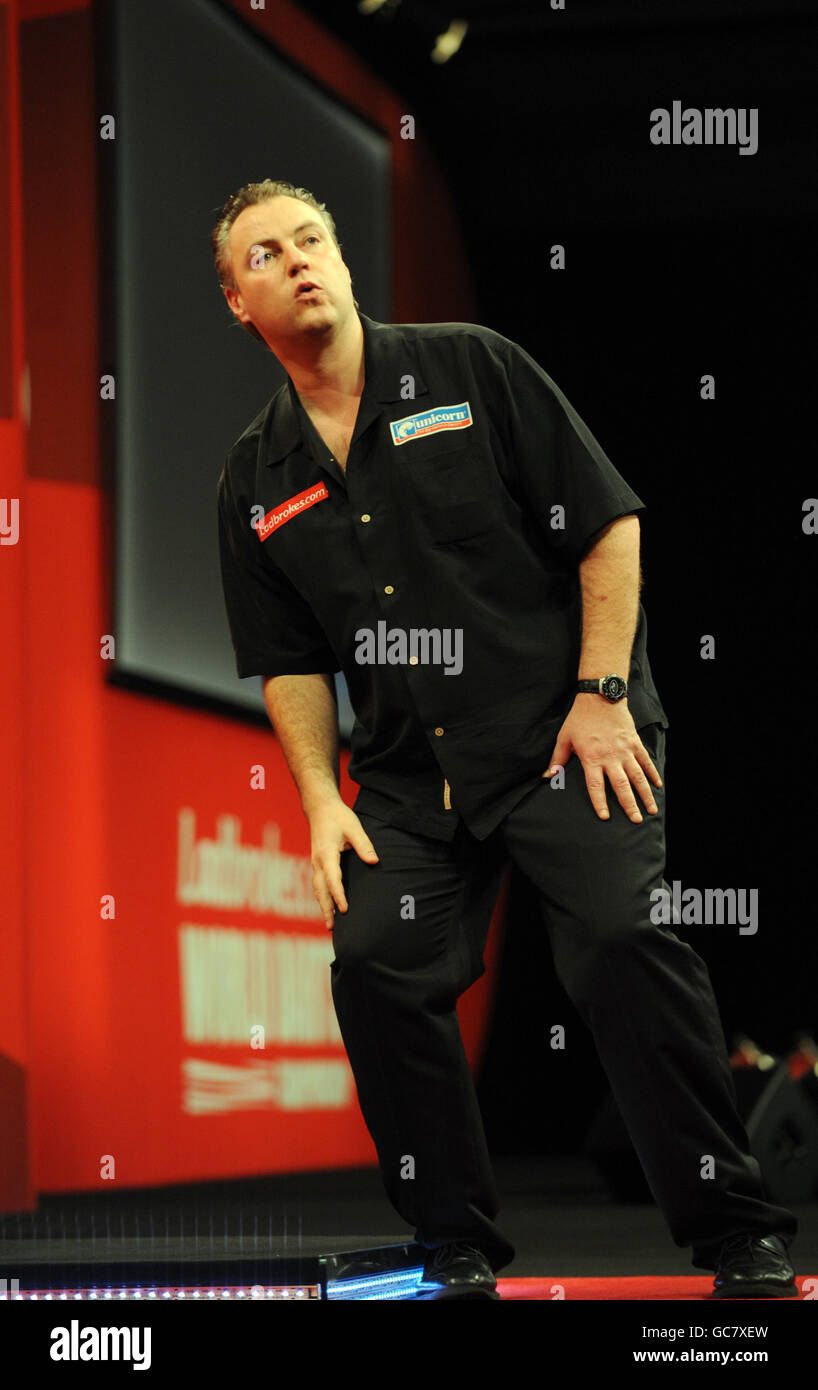 John part reacts ladbrokes com world darts championship alexandra ...