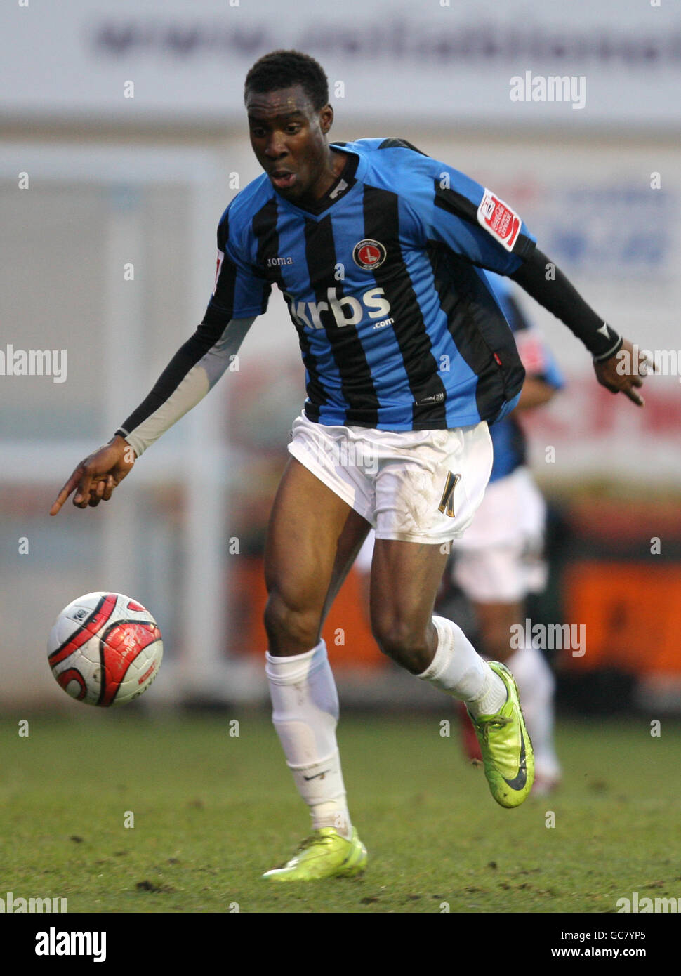 Soccer - Coca-Cola Football League One - Brentford v Charlton Athletic ...