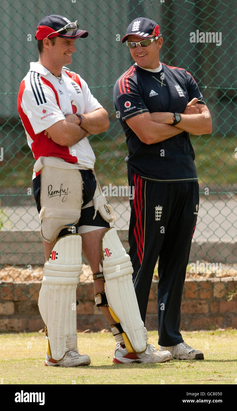 England cricket training at newlands hi-res stock photography and ...