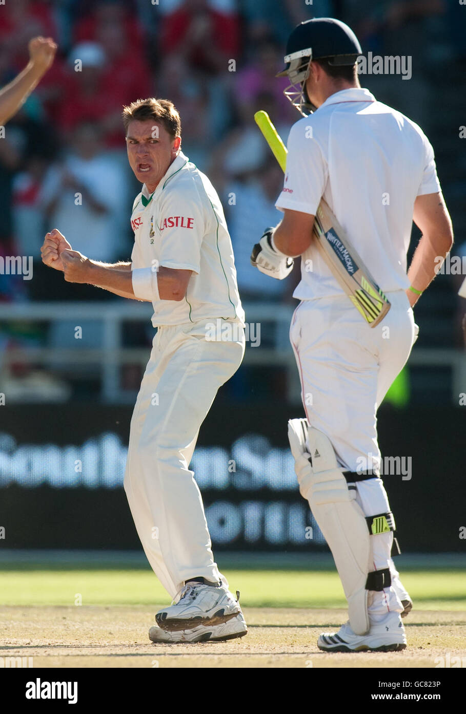 Dale steyn kevin pietersen hi-res stock photography and images - Alamy