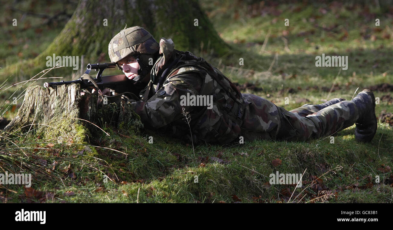 Soldier prone position hi-res stock photography and images - Alamy