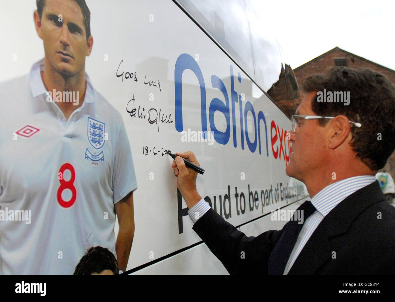 Coach station hi-res stock photography and images - Alamy