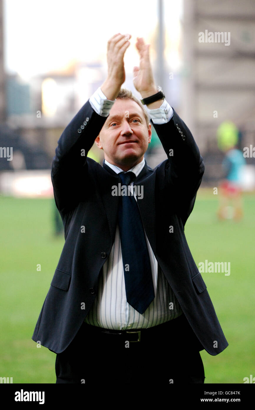 Notts county chairman peter trembling hi-res stock photography and ...
