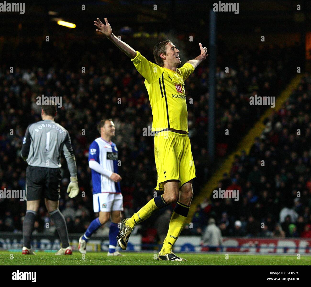 Tottenham Hotspurs' Peter Crouch (center) celebrates scoring his sides ...