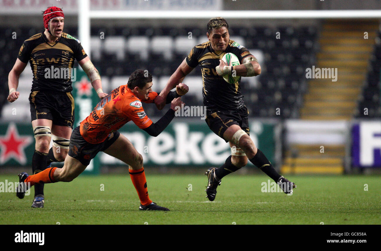 Jerry collins rugby hi-res stock photography and images - Alamy